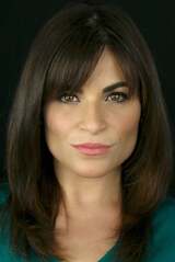 Julie Stackhouse | 映画ポップコーン